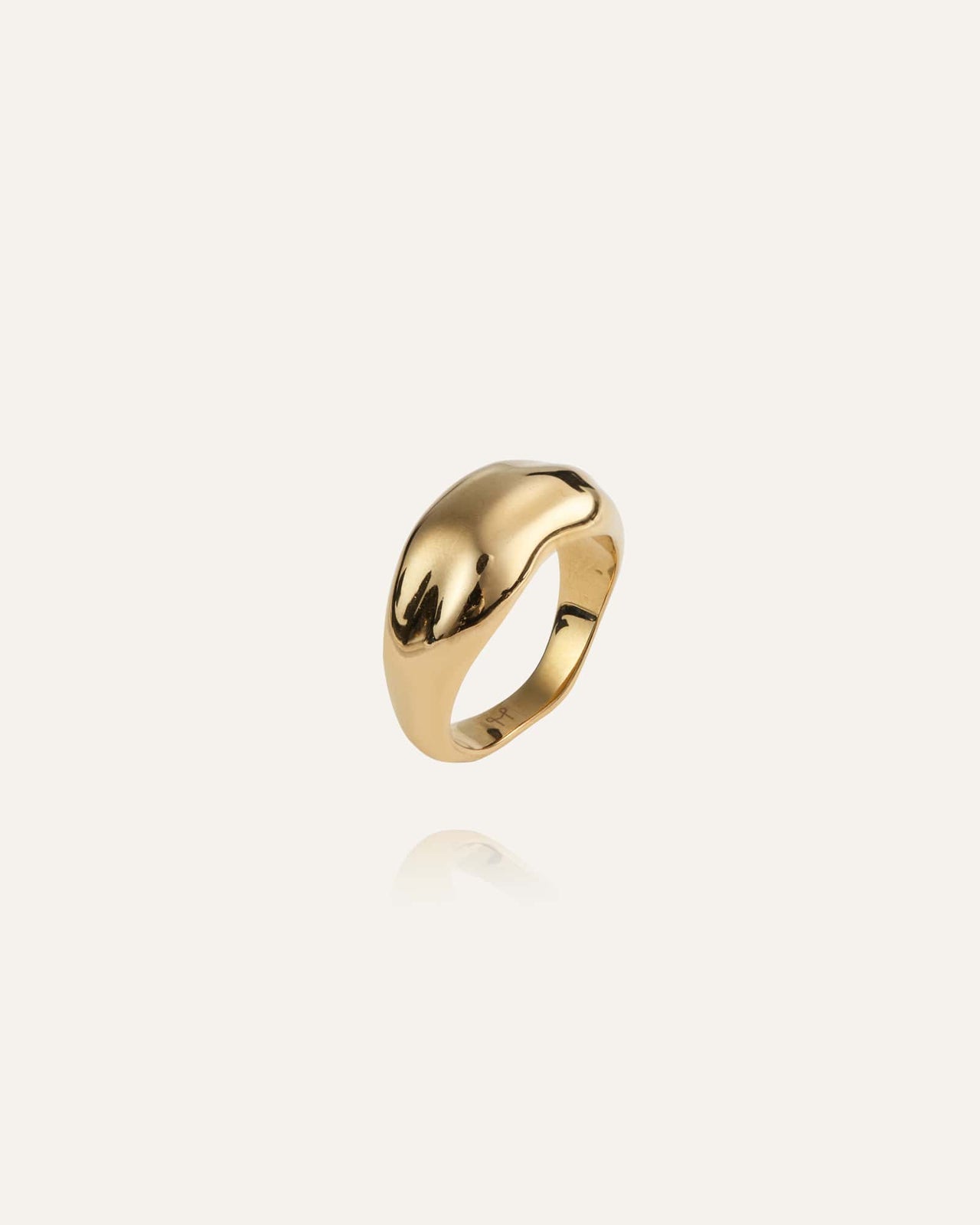 WAVY BOLDED LARGE GOLD RING – Mockberg