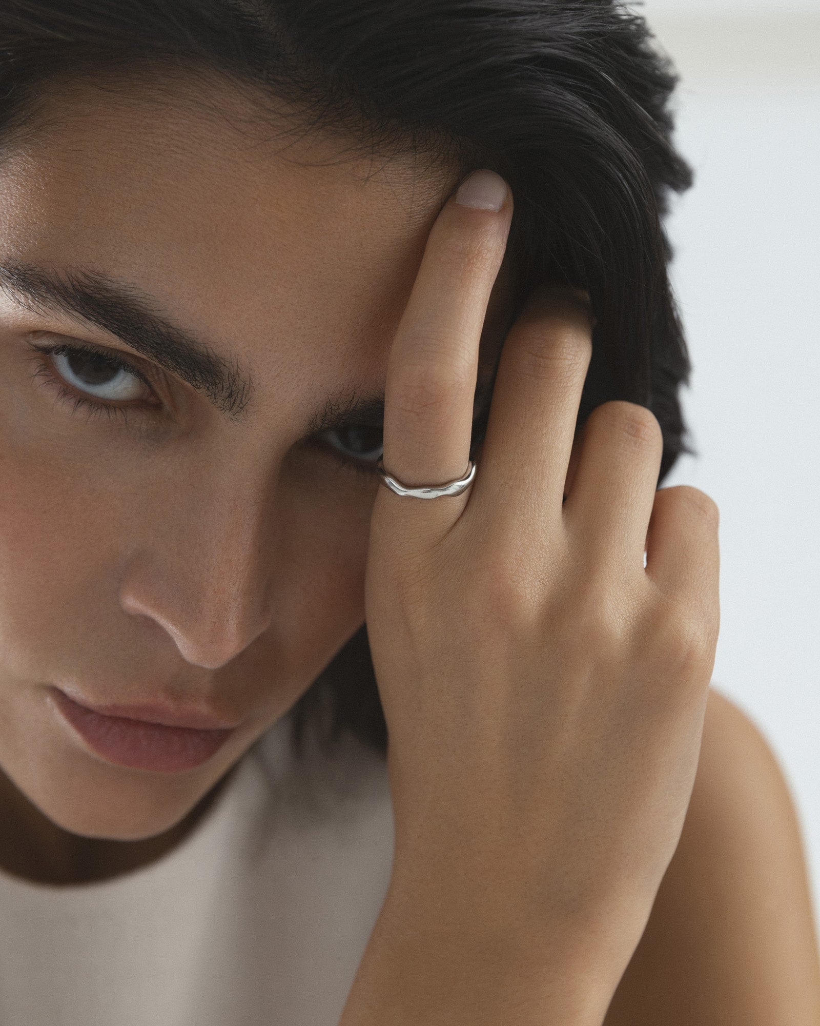 Wavy Petite Silver Ring – Mockberg